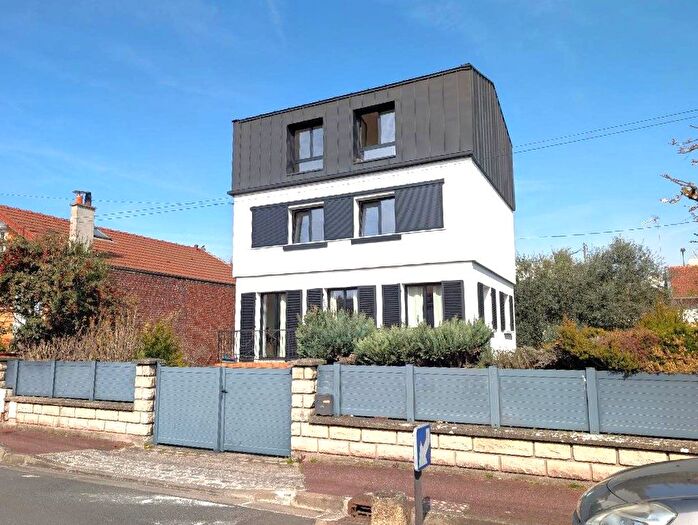 Maison 5 pièces à vendre - Vitry-sur-Seine, Port à lAnglais, Zone dactivité