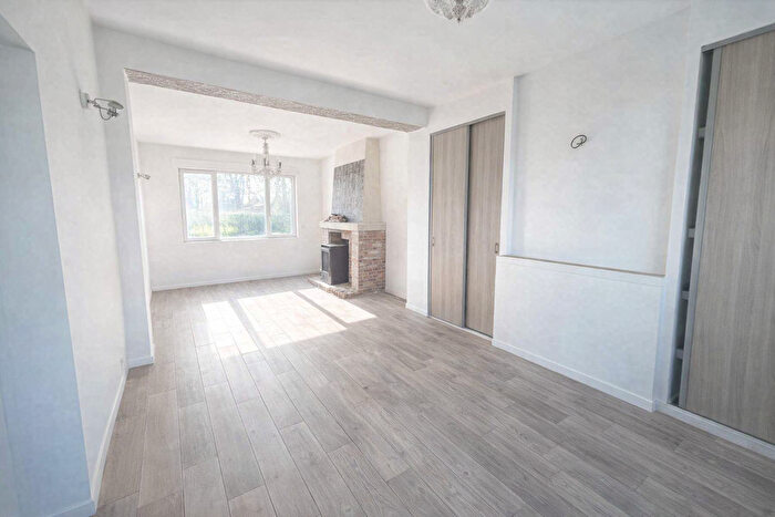 Maison à vendre - Staple - 7 pièces - 5 chambres