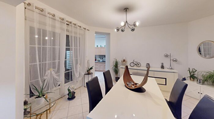 Maison à vendre - Artres - 6 pièces - 3 chambres