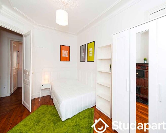 Appartement à louer - Louis Blanc-Aqueduc, Paris ème arrondissement - 1 pièce - 1 chambre