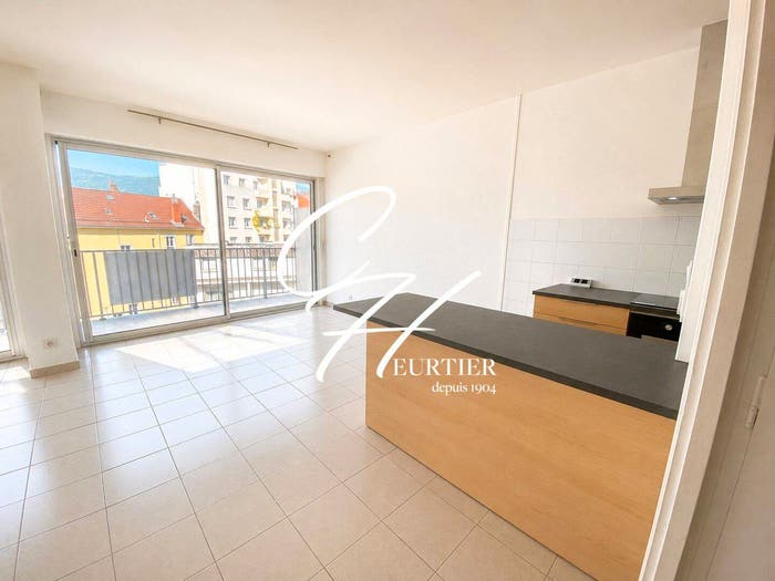 Grenoble - Appartement 1 pièce à louer