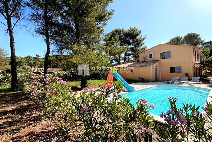 Maison 5 pièces à Aix-en-Provence, Val Saint-André, à vendre