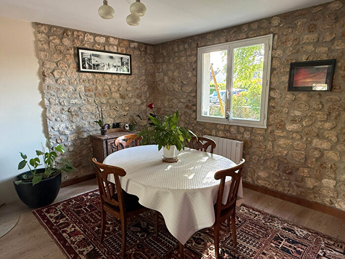 Maison 7 pièces à Fleury, à vendre