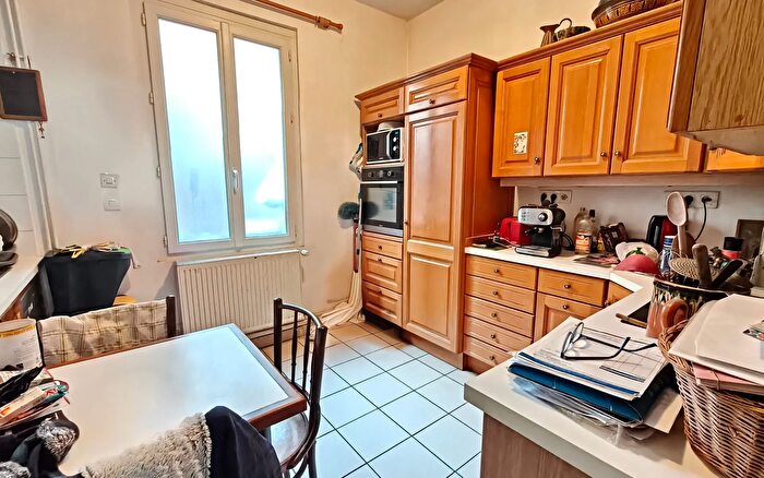 Appartement 3 pièces à Grenoble, Gare, à vendre