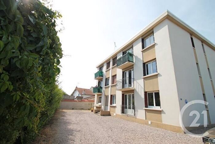 Appartement à louer - Gannat - 2 pièces - 1 chambre