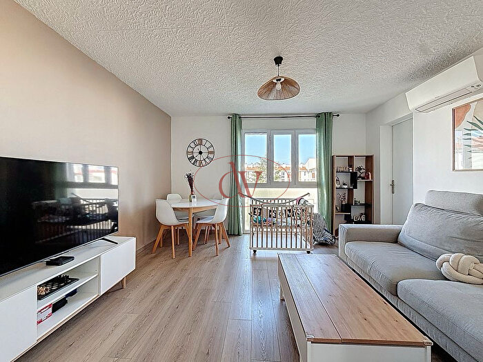 Appartement à vendre - Perpignan, Moulin-à-Vent, Vertefeuille - 3 pièces - 2 chambres