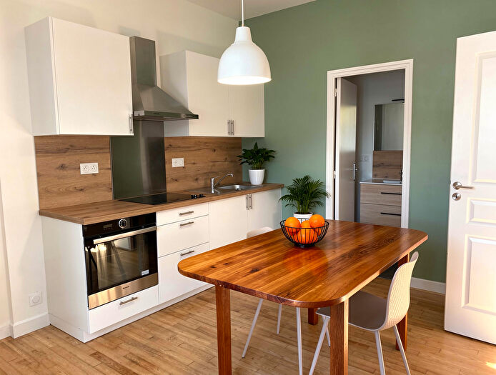 Appartement à vendre - Pontivy, Centre-ville, Blavet - 2 pièces - 1 chambre