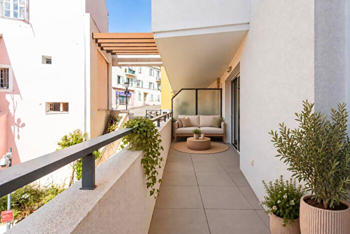 Cagnes-sur-Mer, Centre-ville : Appartement 2 pièces à vendre