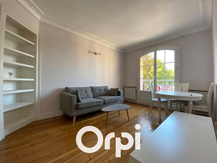 Appartement 2 pièces à Le Centre, Meudon, à louer