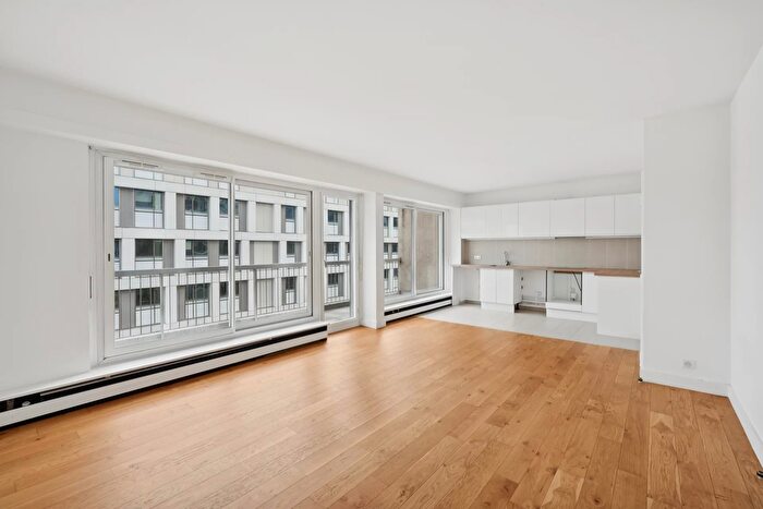 Appartement 3 pièces à vendre - Courbevoie, Hôtel de ville