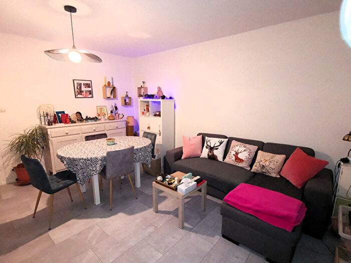 Appartement à vendre - Algrange - 3 pièces - 1 chambre