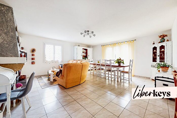 Maison 5 pièces à Roquebrune-sur-Argens, La Bouverie, à vendre
