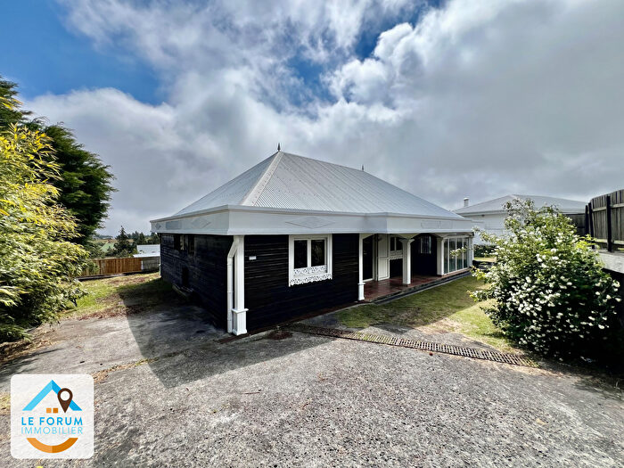 Maison à vendre - Le Tampon - 5 pièces - 3 chambres