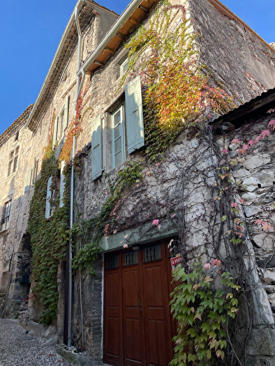 Maison à vendre - Rochemaure - 5 pièces - 4 chambres