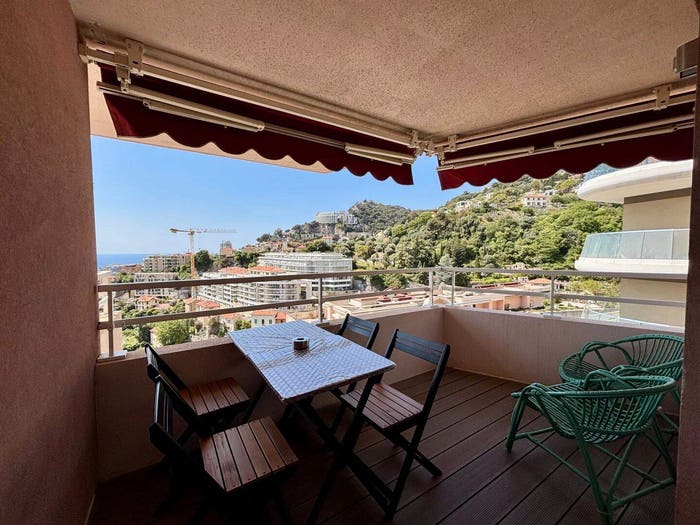 Supérieur, Beausoleil : Appartement 3 pièces à louer