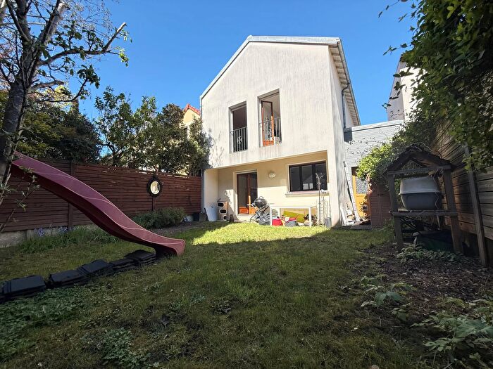 Clamart, Gare - Maison 7 pièces à vendre