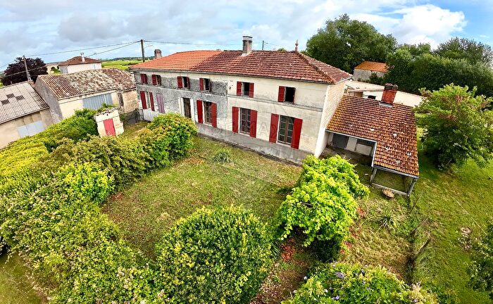 Maison 7 pièces à Lorignac, à vendre