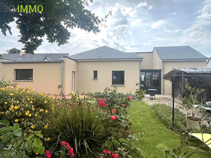 Maison 7 pièces à Montgardon, à vendre