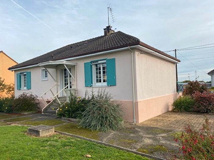 Maison à vendre - Mamers - 5 pièces - 3 chambres