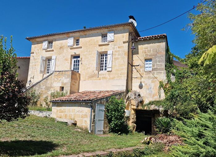 Maison 8 pièces à vendre - Saint-Germain-du-Puch