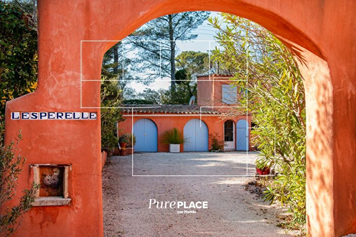 Maison à vendre - Aix-en-Provence, Puyricard, Célony - 7 pièces - 5 chambres