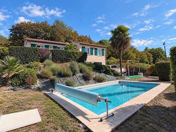 Maison 4 pièces à Mornac, à vendre