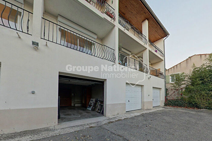 Appartement à louer - Villeneuve-lès-Avignon, Tuilères, Vieux Moulin, Pont dAvignon - 3 pièces - 2 chambres