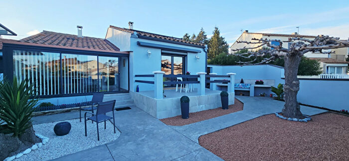 Maison à vendre - Narbonne, Bourg - 5 pièces - 3 chambres