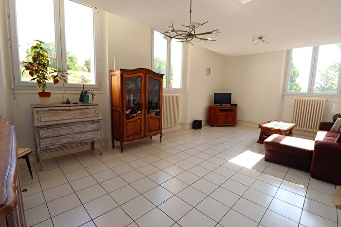 La Côte-Saint-André : Appartement 4 pièces à vendre
