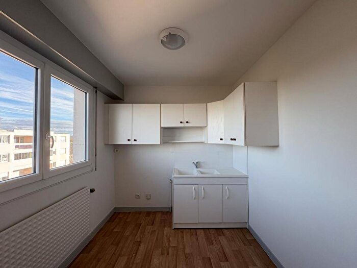 Appartement à louer - Le Parc, Roanne - 3 pièces - 2 chambres