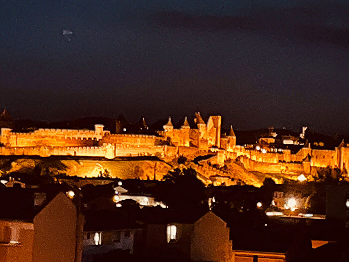 Appartement à vendre - Carcassonne, Centre-ville - 4 pièces - 3 chambres