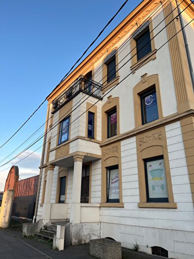 Appartement à louer - Thionville, Beauregard - 3 pièces - 2 chambres