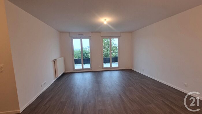 Saint-Pierre-du-Perray : Appartement 3 pièces à louer