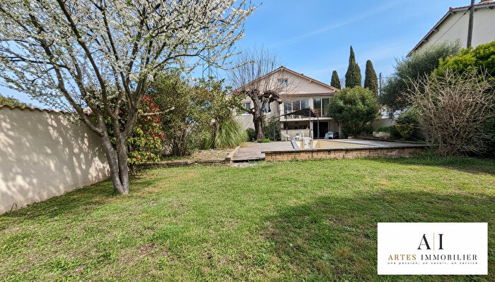 Maison à vendre - Montélimar - 6 pièces - 5 chambres