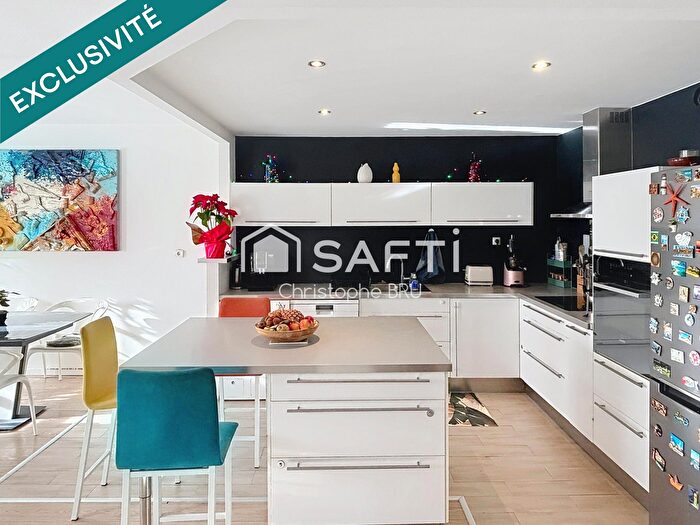 Appartement à vendre - Castanet-Tolosan - 3 pièces - 2 chambres