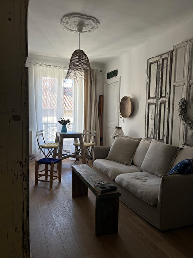 Appartement à vendre - Marseille e , Grands Carmes - 2 pièces - 1 chambre