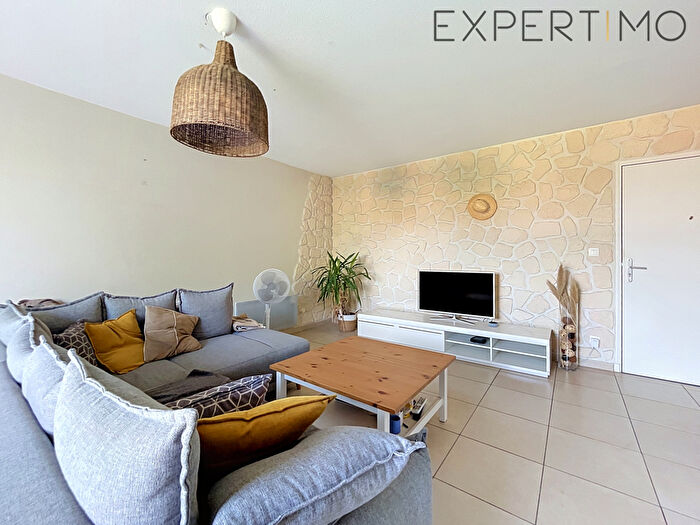 Brignoles, Zone d'activité : Appartement 3 pièces à vendre