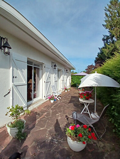 Maison à vendre - Saint-Pée-sur-Nivelle - 4 pièces - 3 chambres