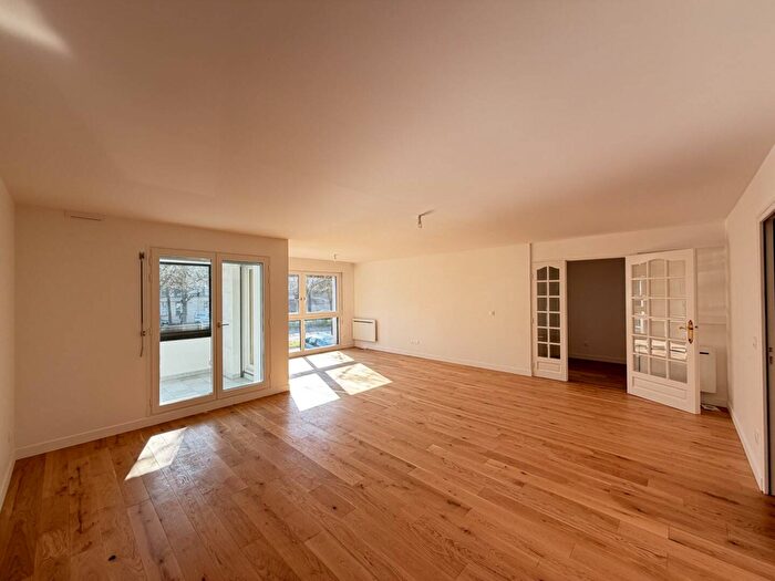 Appartement 4 pièces à louer - Nouveau Chesnay, Le Chesnay-Rocquencourt