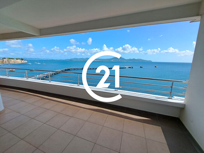 Appartement à louer - Fort-de-France - 3 pièces - 2 chambres