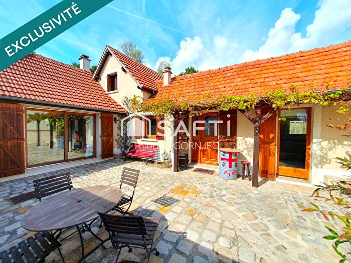 Maison 7 pièces à Bourron-Marlotte, à vendre