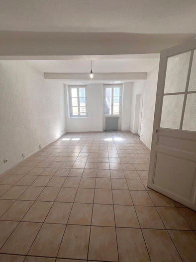 Appartement 3 pièces à Nîmes, à louer