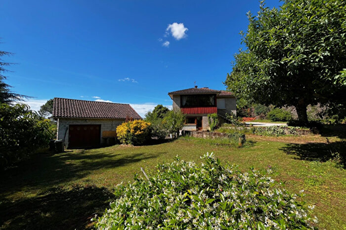 Maison 5 pièces à Gourdon, à vendre