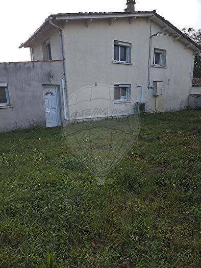 Maison à vendre - Saintes - 6 pièces - 3 chambres