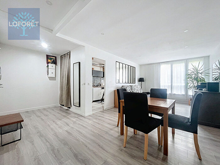 Appartement à vendre - Chilly-Mazarin, Nord - 4 pièces - 3 chambres