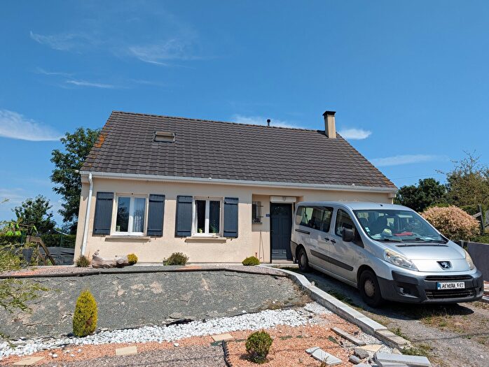 Maison 8 pièces à vendre à Delettes