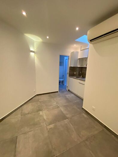 Saint-Ouen, Garibaldi - Appartement 1 pièce à vendre