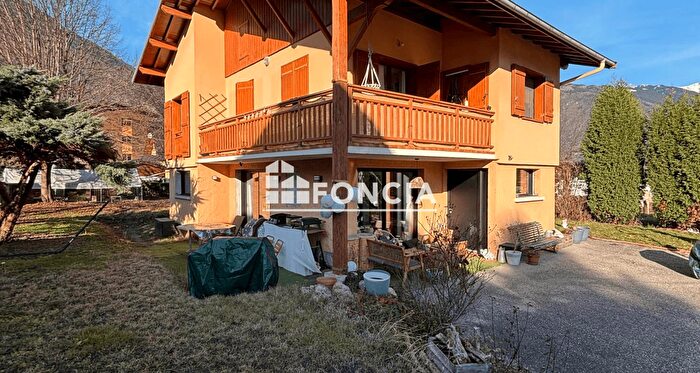 Maison à vendre - Saint-Étienne-de-Cuines - 7 pièces