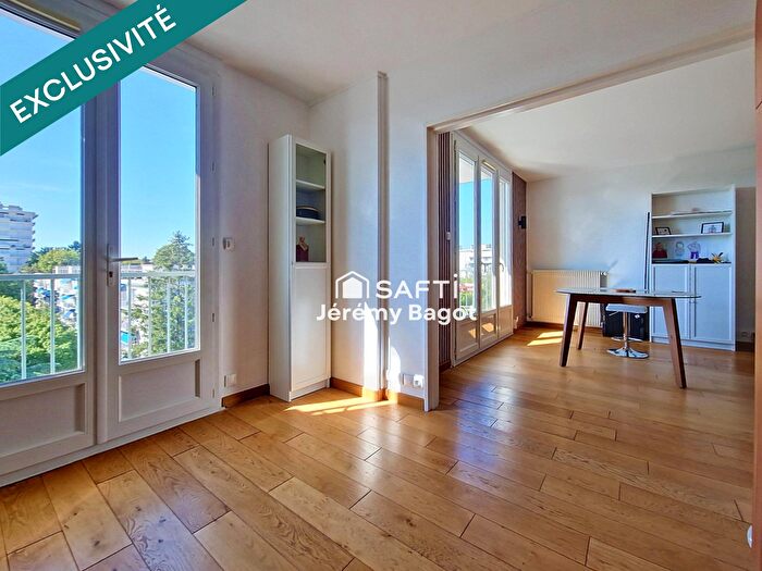 Appartement 4 pièces à vendre à Joué-lès-Tours, Centre-ville