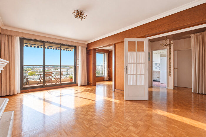 Appartement 4 pièces à Saint-Germain-en-Laye, Hennemont, à vendre